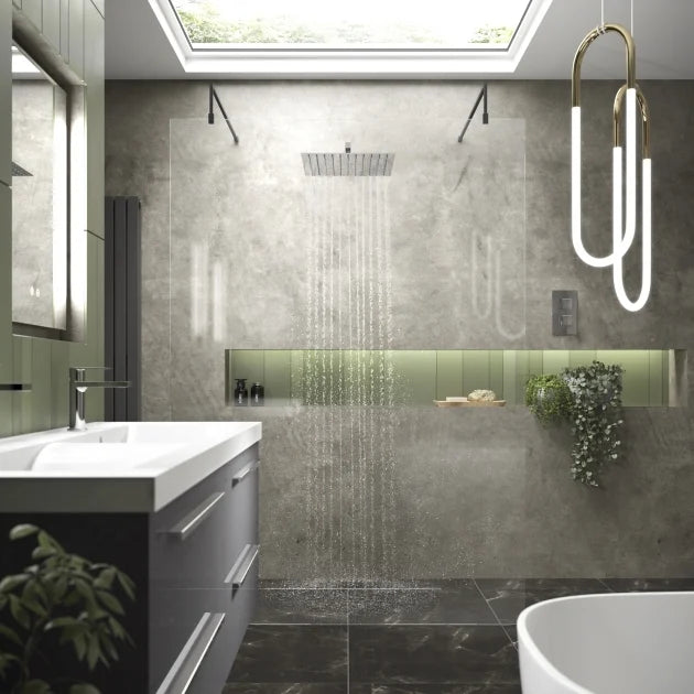 Hudson Reed 1000mm Wetroom Screen with Support Arms 8mm | Puffin Bathrooms